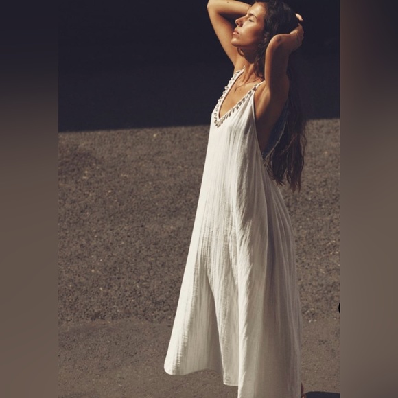 Zara | Dresses | Nwt Zara Shell Crochet Dress Xs | Poshmark